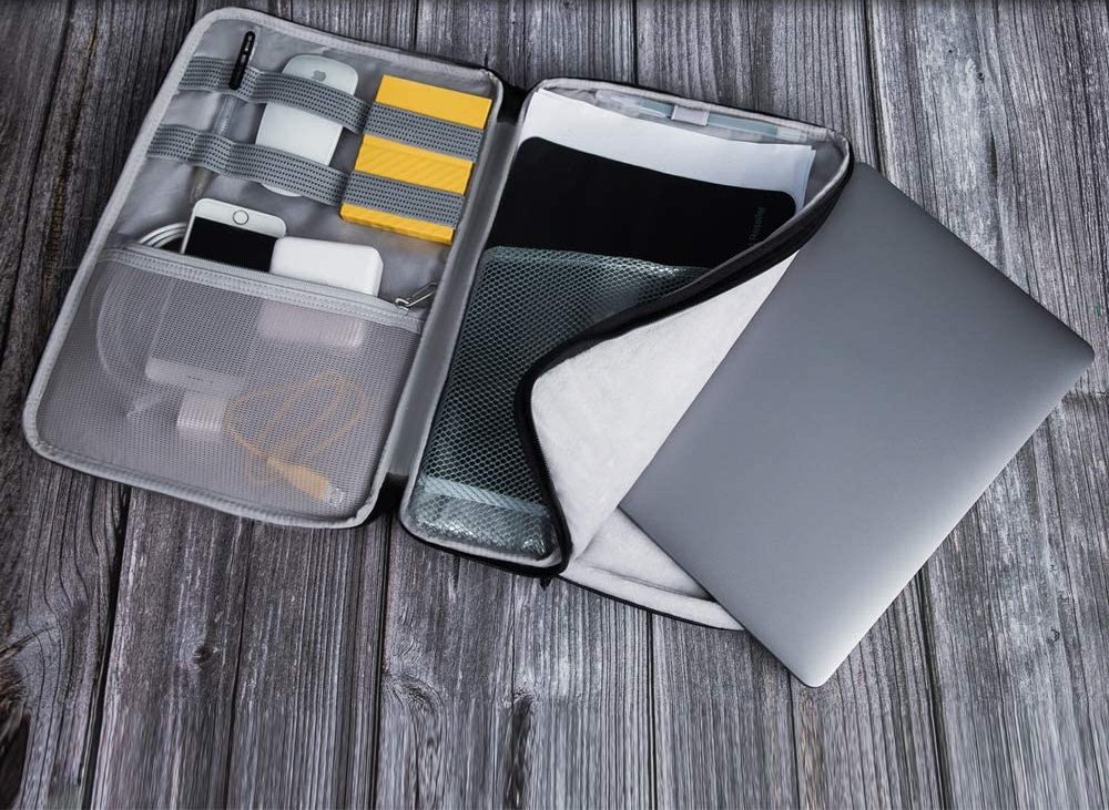 Simtop 360 - 13" Protective Laptop Sleeve for Macbook